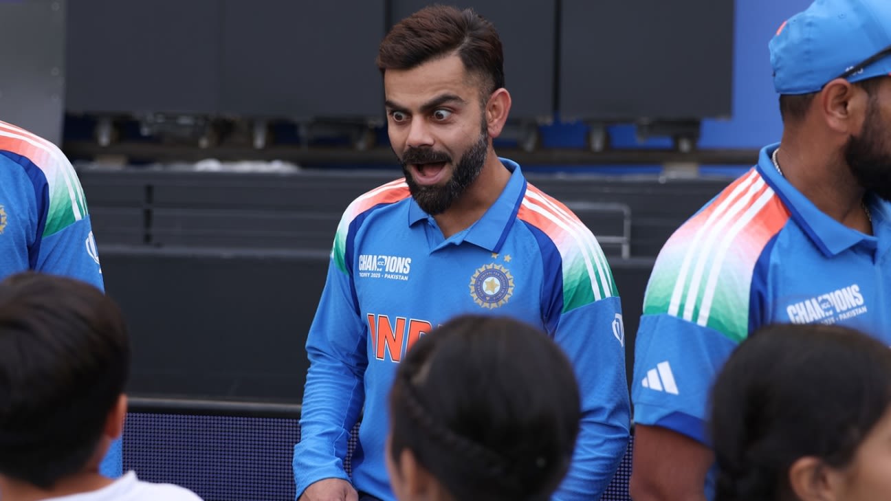 Live Cricket Update - IND vs PAK 5th Match, Group A - Kohli century ...