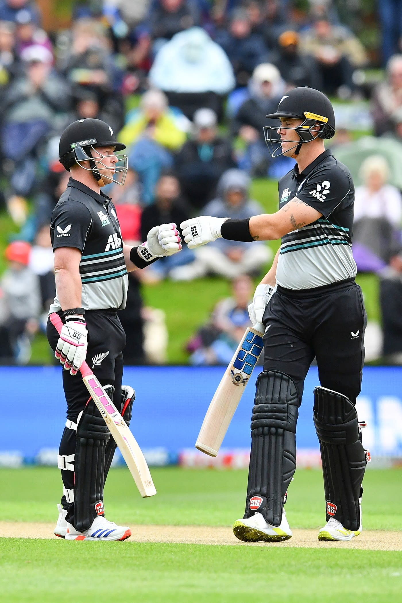 Tim Seifert and Finn Allen liberally clubbed sixes | ESPNcricinfo.com