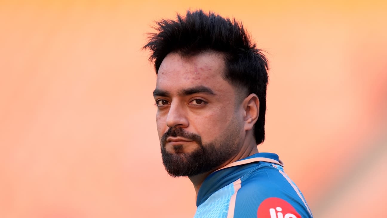 IPL 2025 - GT vs RR - Rashid Khan is trying something different, it's ...