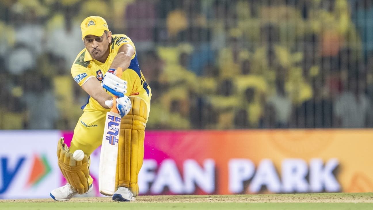 CSK vs KKR, IPL 2025 - MS Dhoni lbw stirs up debate - Edge or no edge ...