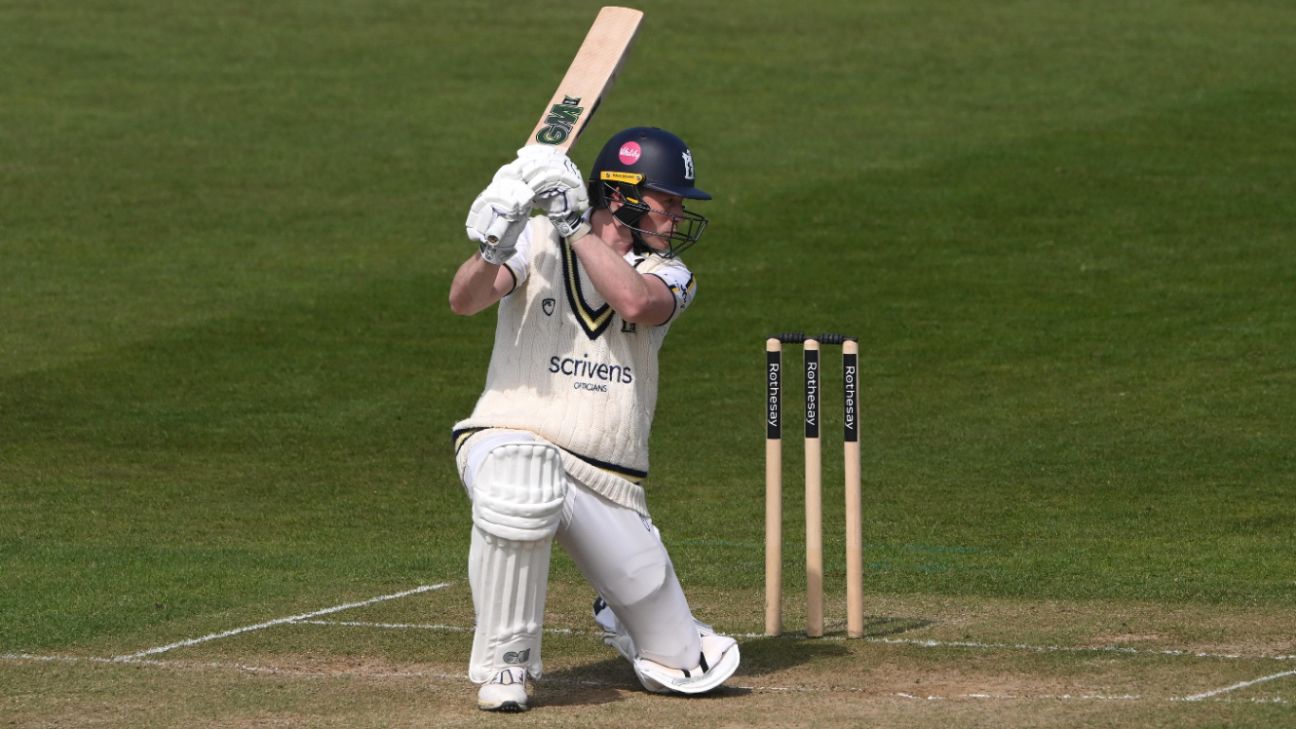 YOR vs WAR Cricket Scorecard, 19th Match at Leeds, May 02 - 04, 2025
