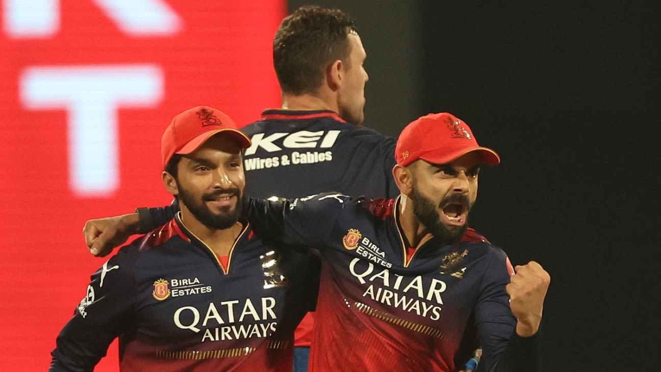 Live Cricket Update - PBKS vs RCB 37th Match - Live Blog - Kohli ...