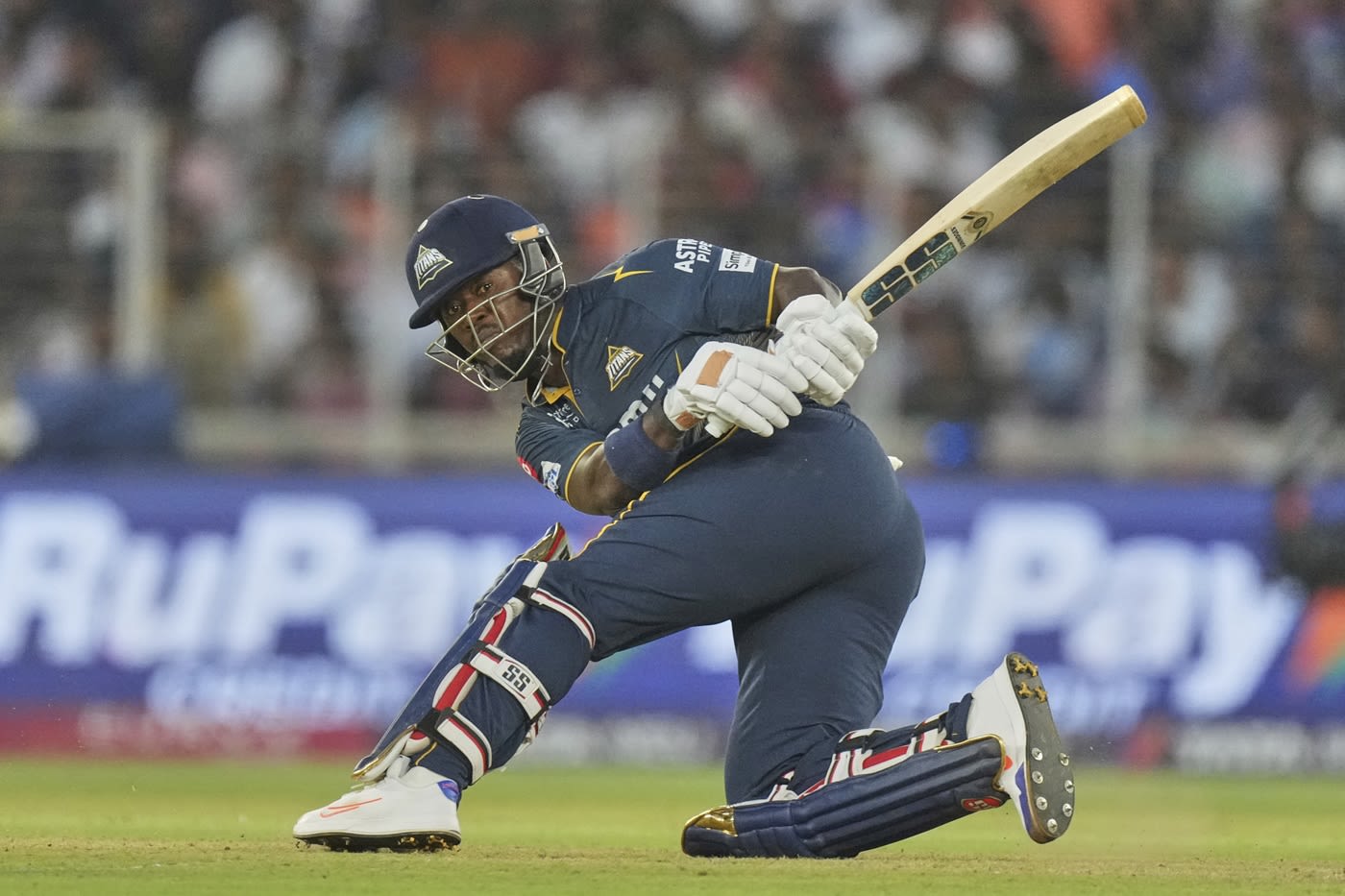 Sherfane Rutherford showed his full range | ESPNcricinfo.com