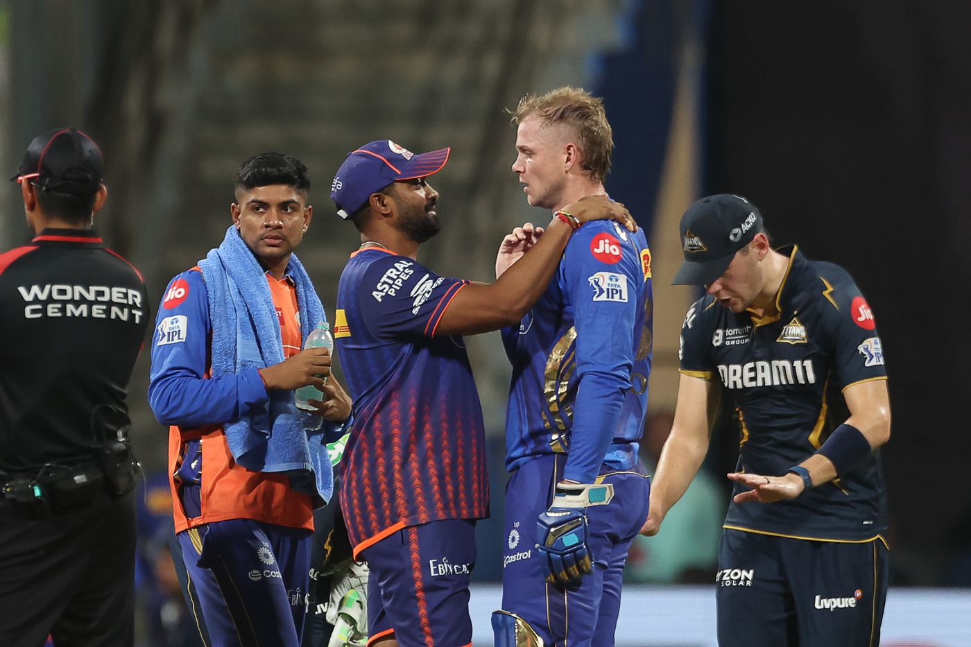 Corbin Bosch suffered a concussion after being hit by a Prasidh Krishna ...