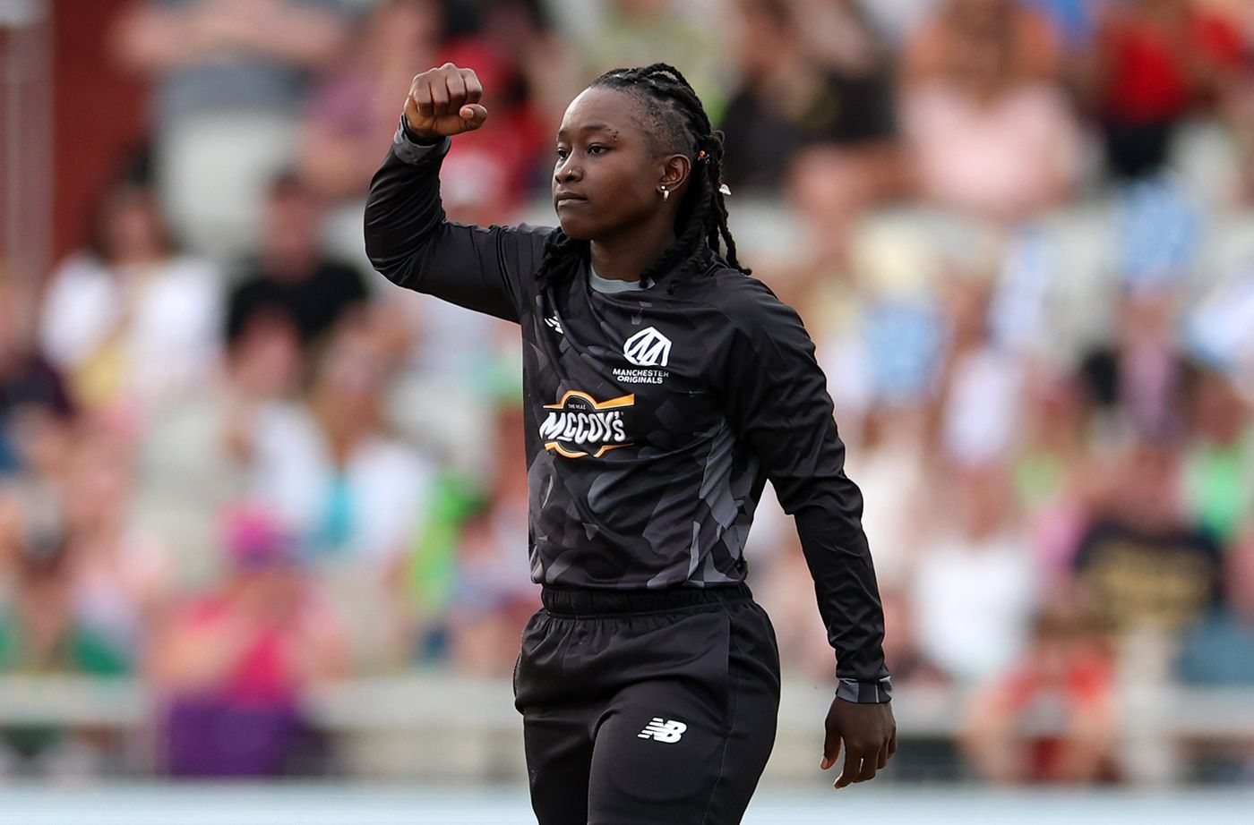 Deandra Dottin celebrates the wicket of Charli Knott | ESPNcricinfo.com