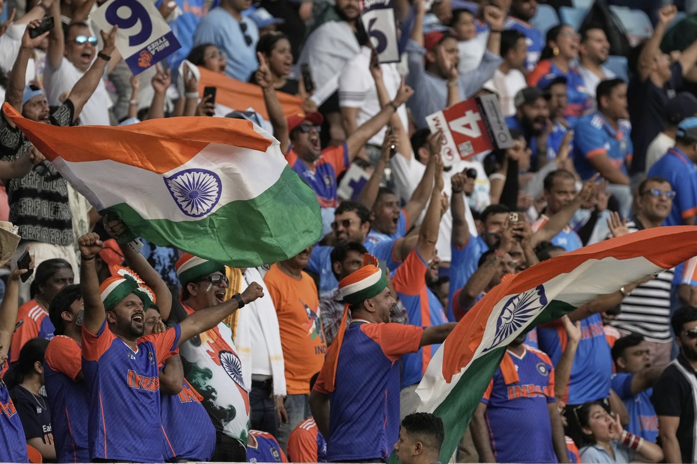 India fans revel in the atmosphere | ESPNcricinfo.com