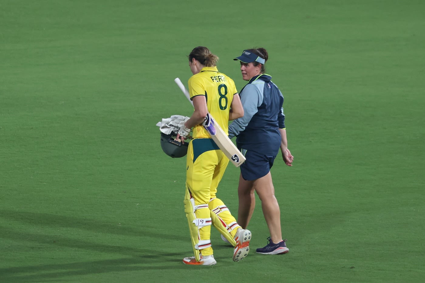 Ellyse Perry had to retire hurt | ESPNcricinfo.com