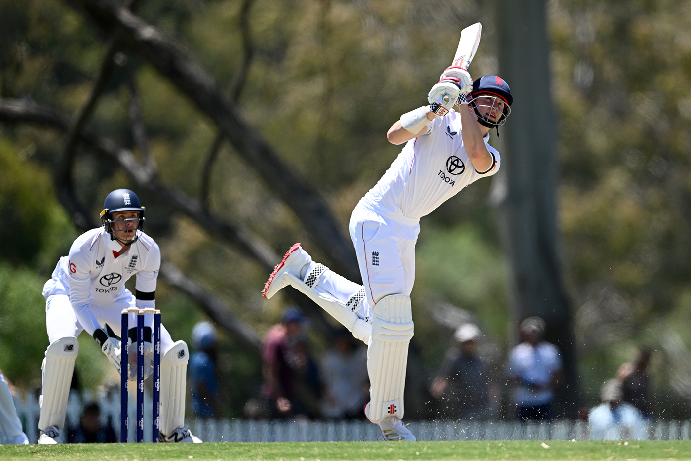 Ben McKinney goes over the top | ESPNcricinfo.com