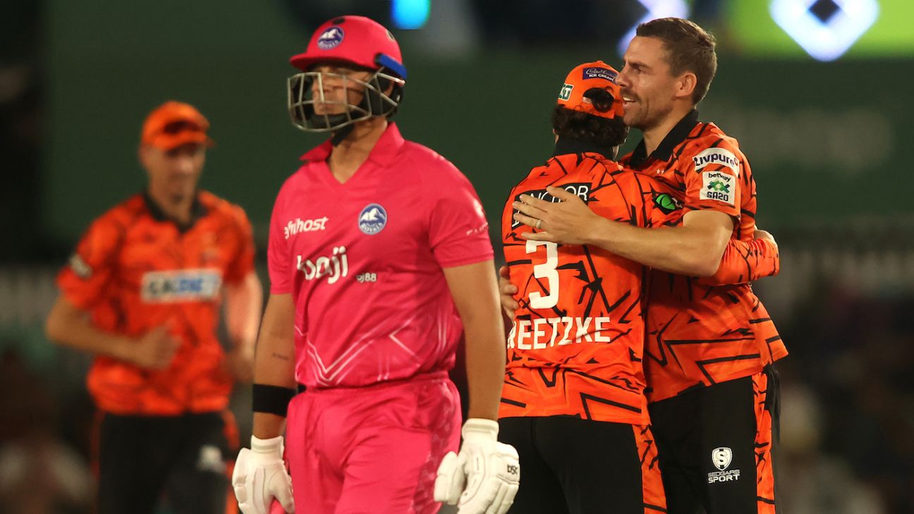Sunrisers beat Royals, Sunrisers won by 137 runs