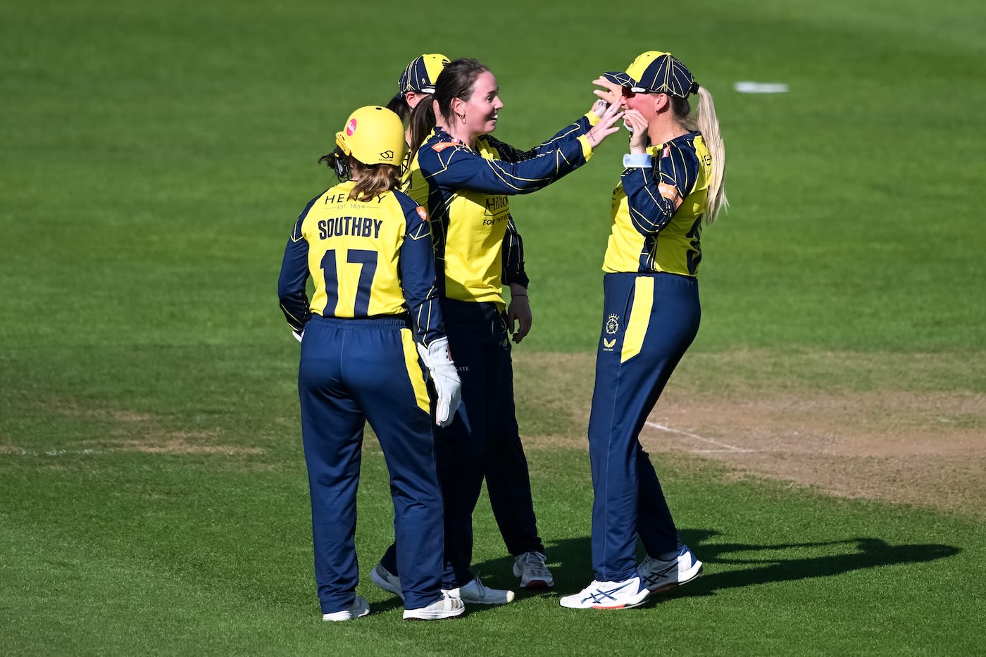Amanda-Jade Wellington and Bex Tyson celebrate | ESPNcricinfo.com