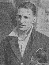 Len Hutton faces the press after his 364 | ESPNcricinfo.com