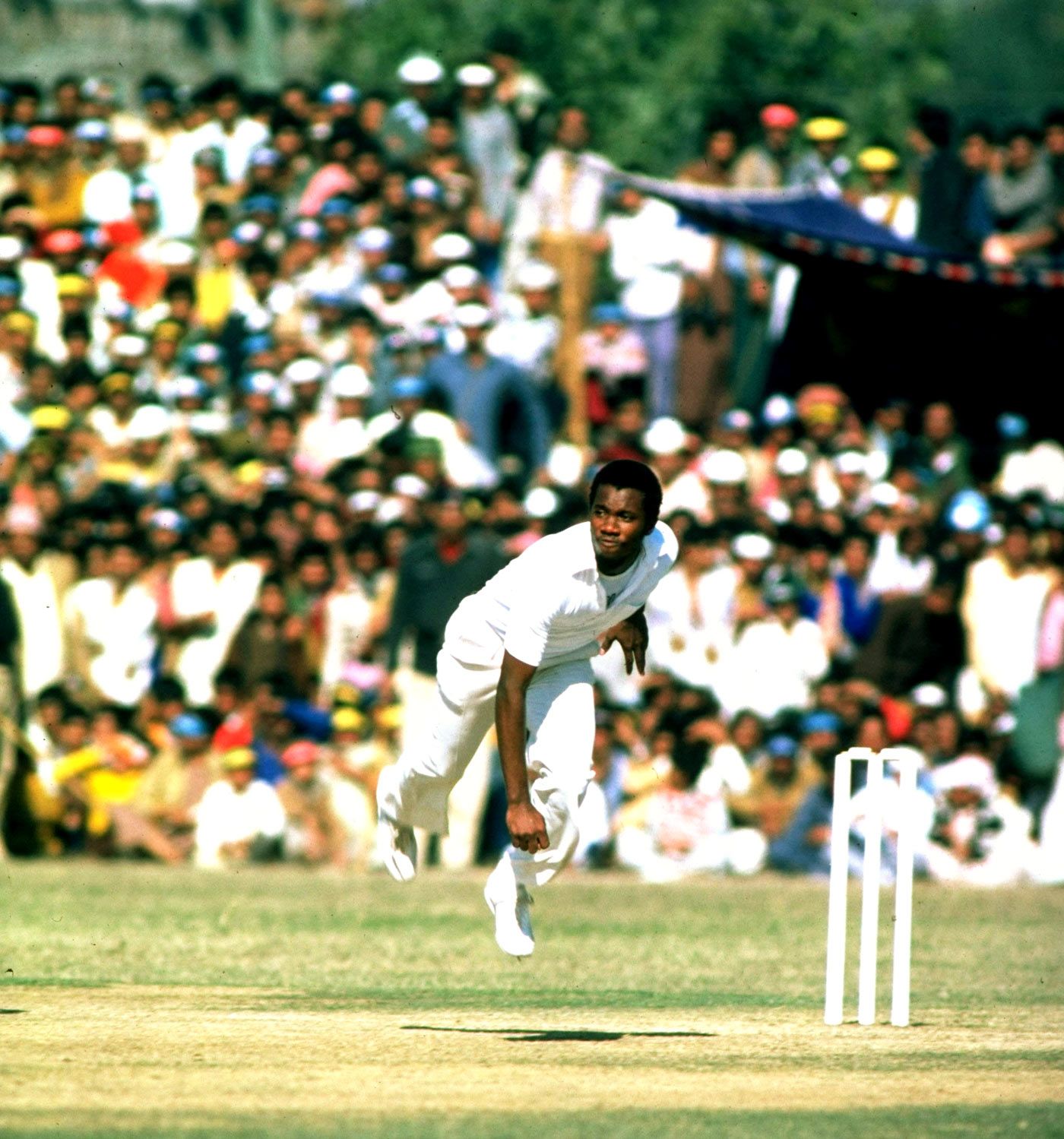 Malcolm Marshall bowling in Barbados | ESPNcricinfo.com