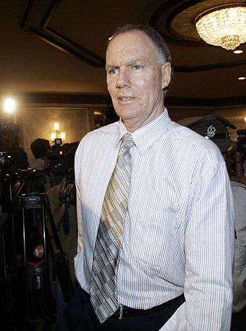 Greg Chappell arrives for interview | ESPNcricinfo.com