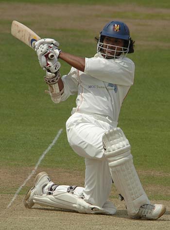 Kumar Sangakkara on the attack | ESPNcricinfo.com