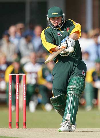 Darren Maddy top-scores for Leicestershire | ESPNcricinfo.com