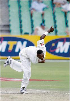 Mfuneko Ngam in action | ESPNcricinfo.com