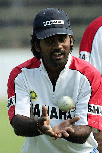 Venugopal Rao in a catching drill | ESPNcricinfo.com