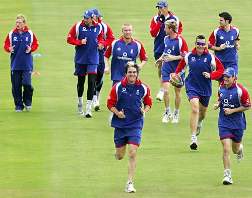 A relaxed England team goes for a jog | ESPNcricinfo.com