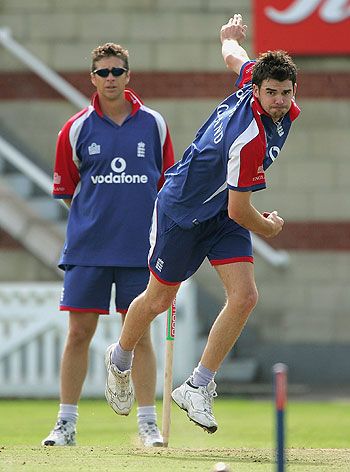 James Anderson bowls in the Oval nets | ESPNcricinfo.com
