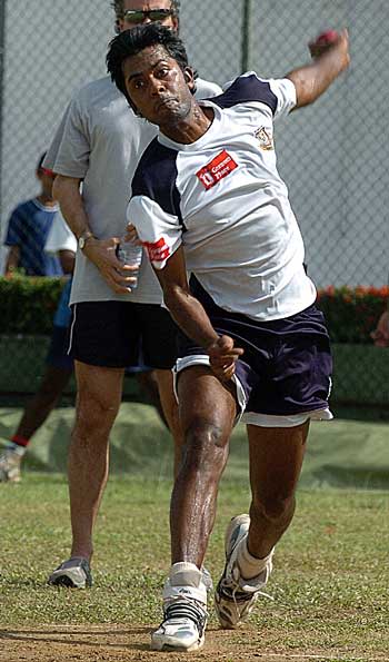 Syed Rasel focuses on the task in hand during practice | ESPNcricinfo.com