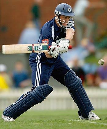 David Hussey's unbeaten 75 took Victoria to victory | ESPNcricinfo.com