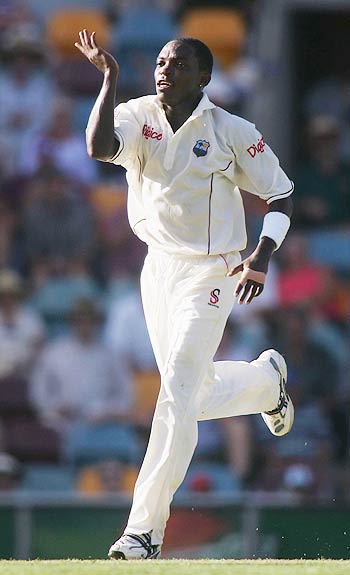 Fidel Edwards celebrates after trapping Shane Watson lbw | ESPNcricinfo.com