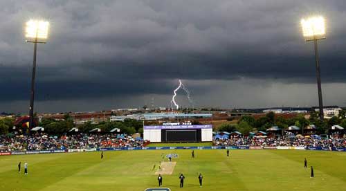 Lightening strikes over Centurion Park | ESPNcricinfo.com