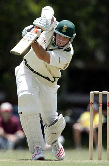 Graeme Smith hits out on his way to 50 | ESPNcricinfo.com