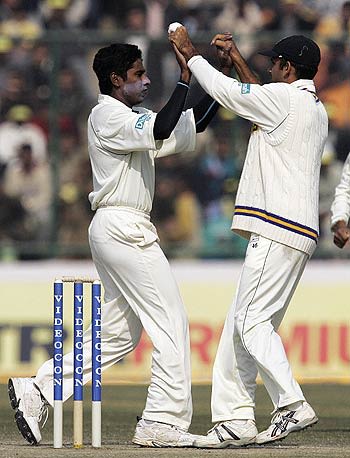 Chaminda Vaas celebrates VVS Laxman's wicket | ESPNcricinfo.com
