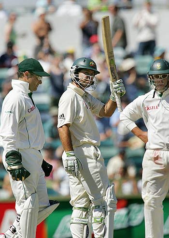 Ricky Ponting celebrates his fifty | ESPNcricinfo.com