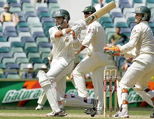 Justin Kemp brought up his maiden Test fifty as South Africa fought ...