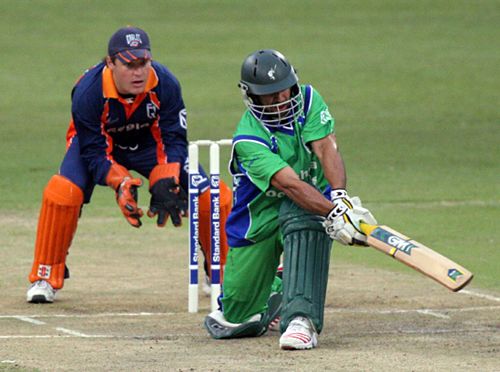 Ahmed Amla sweeps | ESPNcricinfo.com