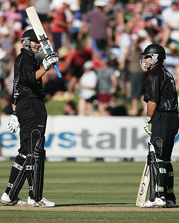 Peter Fulton and Jamie How put on solid performances as New Zealand ...