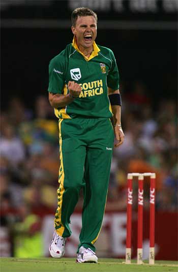 Johan Botha celebrates removing Ricky Ponting | ESPNcricinfo.com