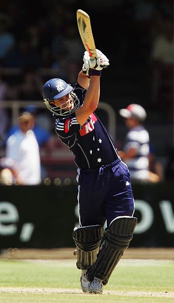 Michael Klinger launches into a six | ESPNcricinfo.com