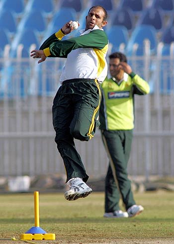 Naved-ul-Hasan goes through the paces | ESPNcricinfo.com
