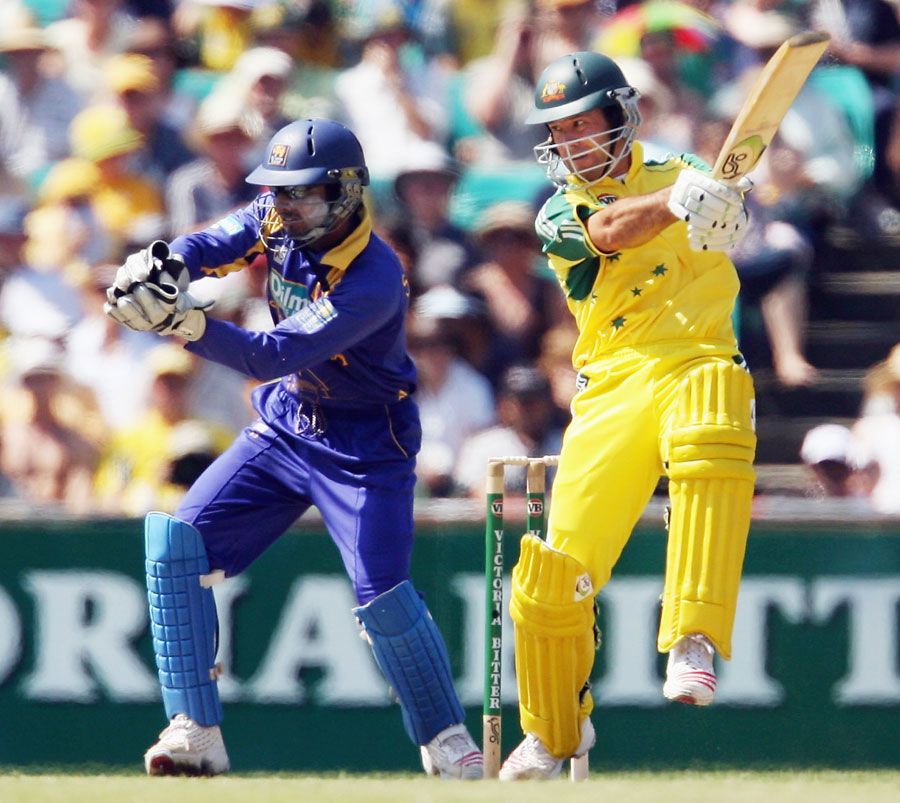 Ricky Ponting cuts on his way to a hundred | ESPNcricinfo.com