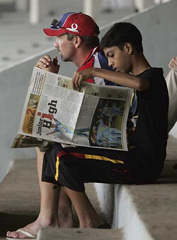 Matthew Maynard and friend watch England bowl | ESPNcricinfo.com