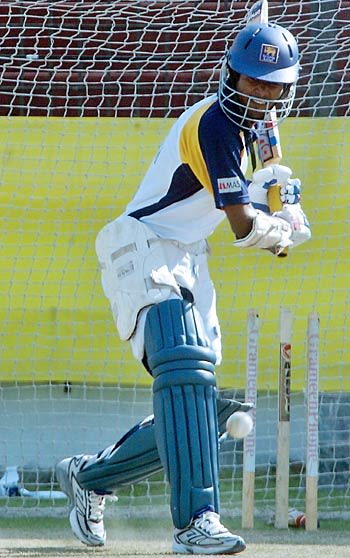 Upul Tharanga is all set to drive | ESPNcricinfo.com