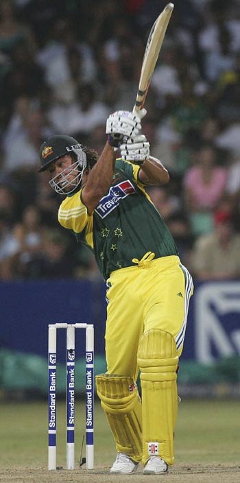 Andrew Symonds drives during his 76 | ESPNcricinfo.com