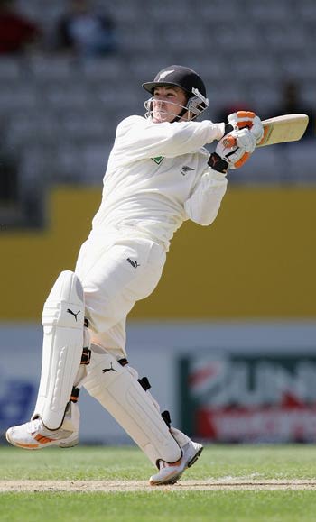 Brendon McCullum pulls one on the way to his 74 | ESPNcricinfo.com