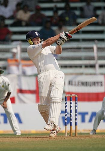 Bowlers strike early blows | ESPNcricinfo.com