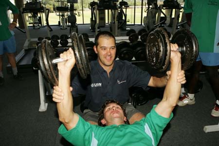 Scotland s Fraser Watts works on his strength | ESPNcricinfo.com