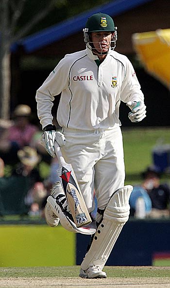Shaun Pollock made 24 before being caught at slip | ESPNcricinfo.com