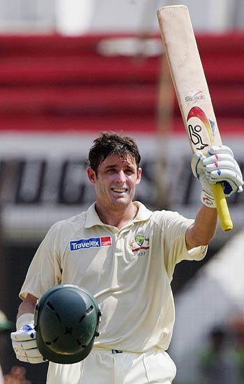 Michael Hussey celebrates his hundred | ESPNcricinfo.com