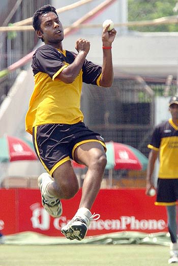 Syed Rasel gears up at the nets | ESPNcricinfo.com