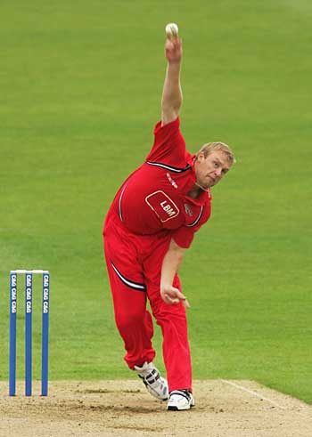 A rare sight: Andrew Flintoff roars in for Lancashire | ESPNcricinfo.com