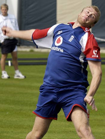 Andrew Flintoff steps up his training | ESPNcricinfo.com