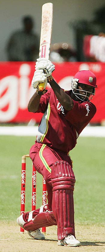 Chris Gayle on the attack | ESPNcricinfo.com