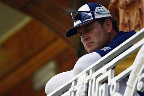 Tom Moody looks on as England make hay | ESPNcricinfo.com